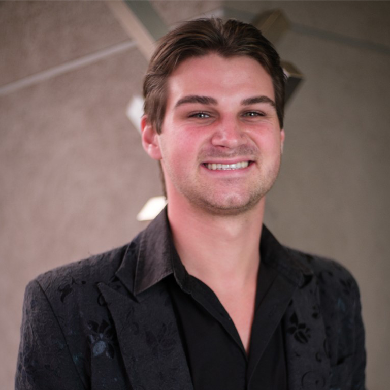 About – FSH GROUP – The George Sinovich Collection